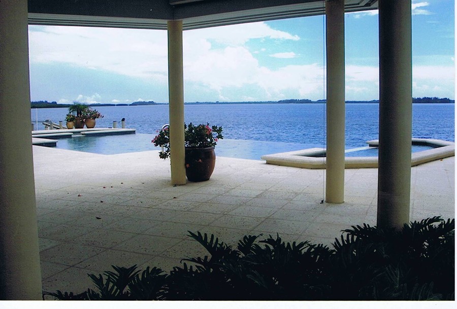 Showcase – Crystal Pools