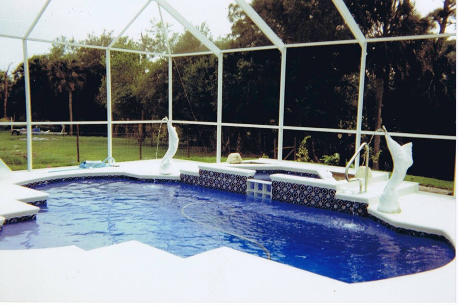 Showcase – Crystal Pools