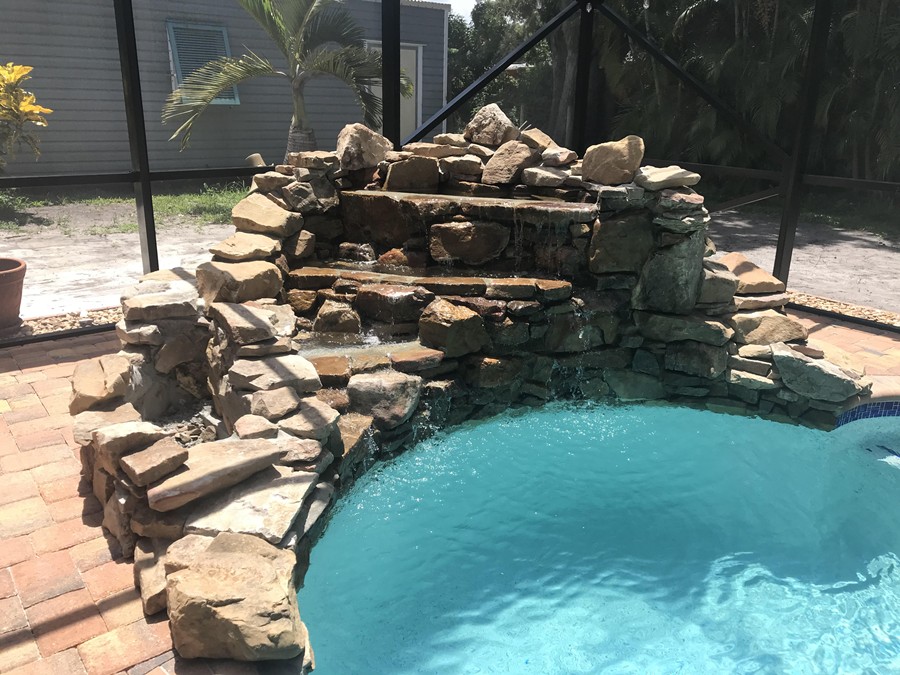 Showcase – Crystal Pools