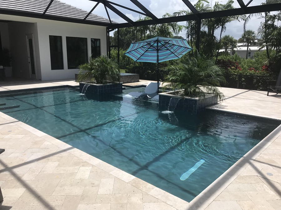 Showcase – Crystal Pools